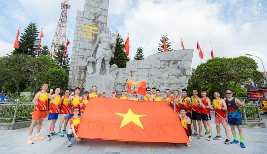 Chạy 32km vẽ bản đồ Việt Nam chào mừng Quốc khánh 2-9